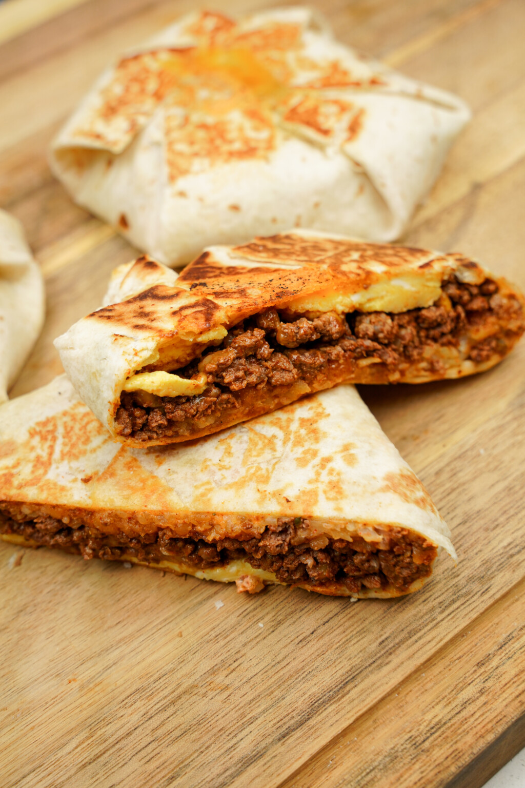 Venison Breakfast Crunchwrap (TacoBell Copycat) - JennDanella.com
